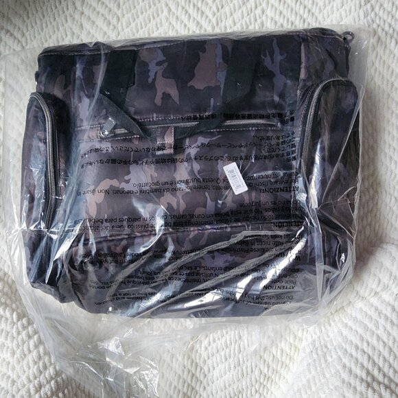 lug | Bags | Lug Bustle Convertible Tote Bag Camo Black | Poshmark